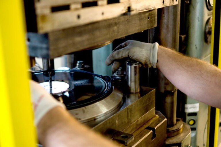 Vinyl Manufacturing | The Vinyl Institute